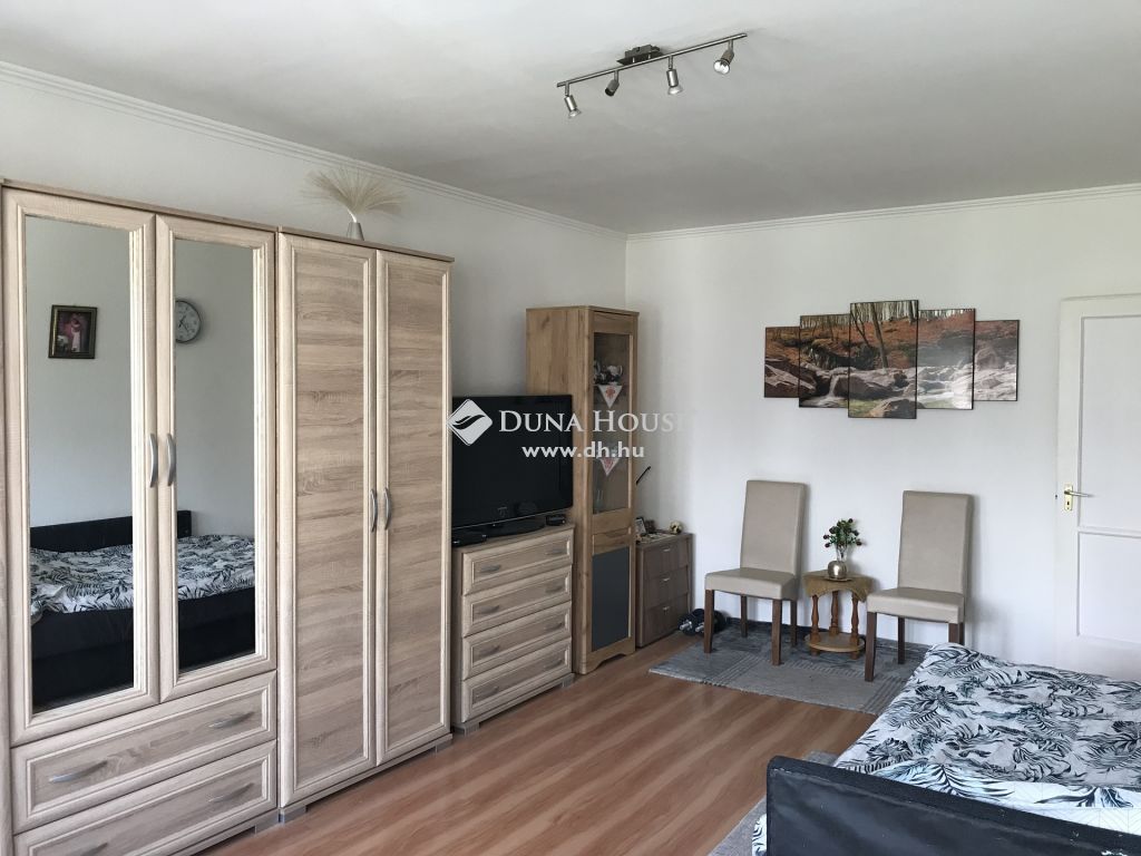 Eladó Lakás, Zala megye, Zalaegerszeg - Zalaegerszeg Landorhegy